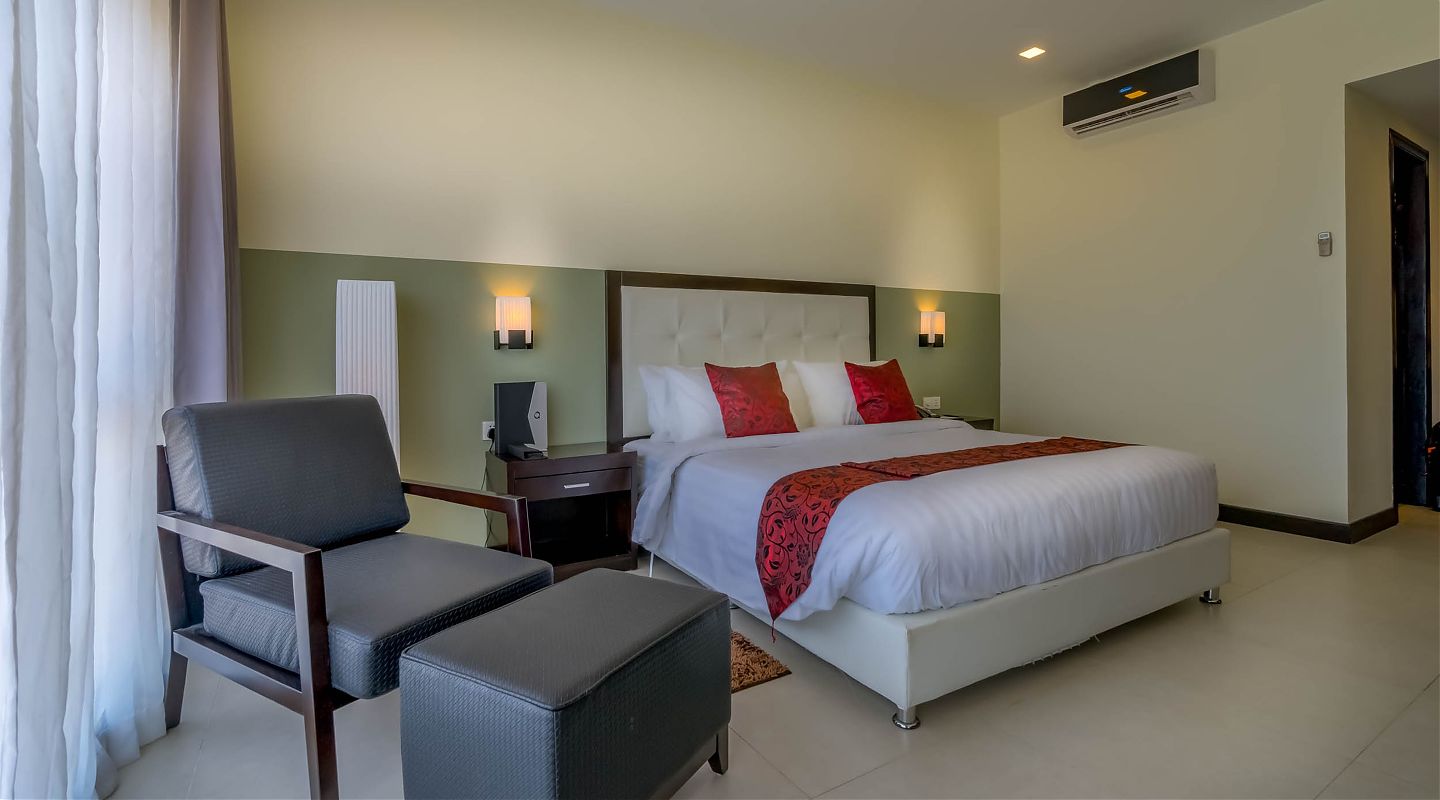 Queenco Hotel & Casino - Select Hotels